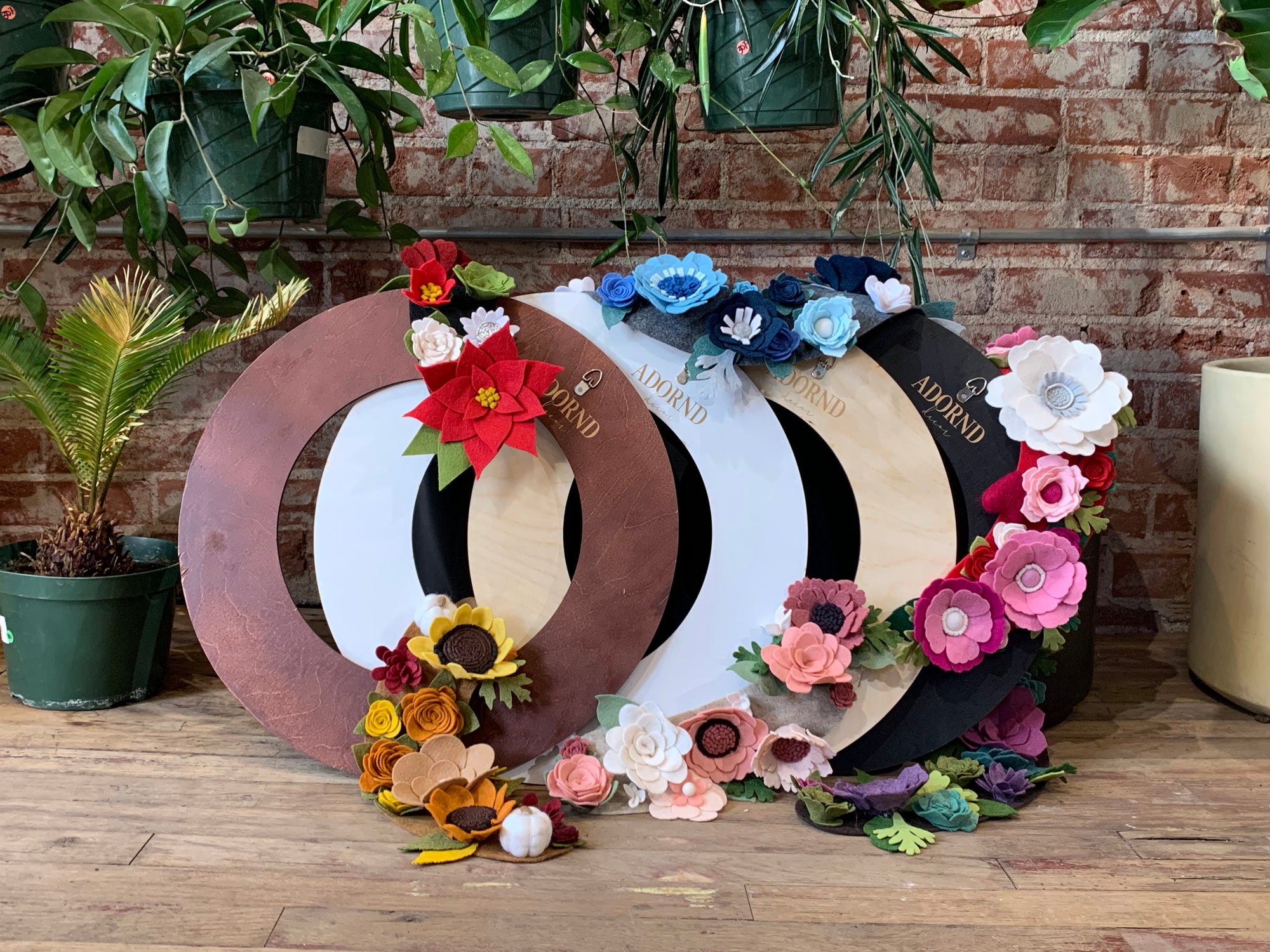 Interchangeable Swappable Holiday Seasonal Wreaths | Ecofriendly ...